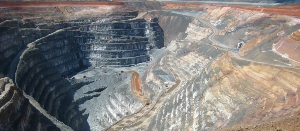 Understanding the Value Difference Between Gold and Silver - Tavex Bullion